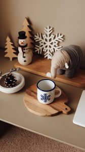 24 Winter Decor Ideas for the Home Office